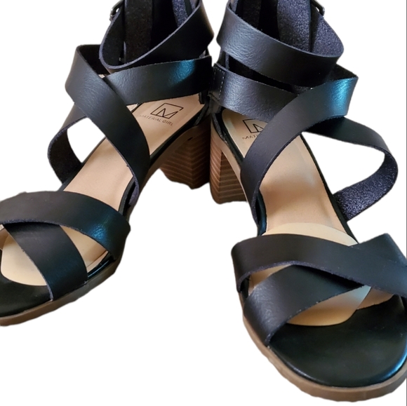 Material Girl | Shoes | Material Girl Strappy Heeled Sandale Black 75 ...